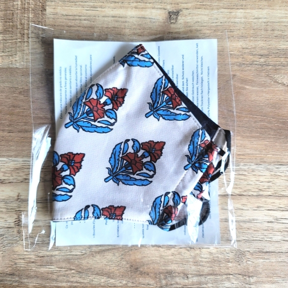 Tory Burch | Accessories | Tory Burch Face Mask | Poshmark